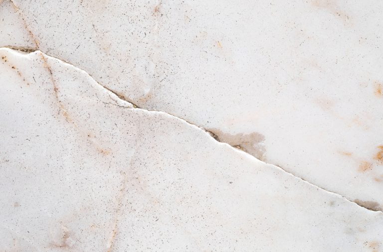 Fissures in Natural Stone Countertops: What Homeowners Should Know ...